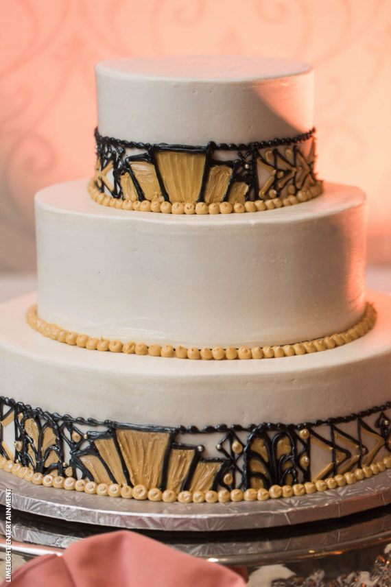Wedding Cake Design Ideas and Tips - Atlantis Ballroom